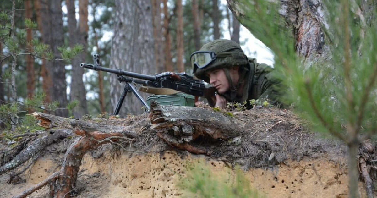 Units of the Special Operations Forces of Belarus guard Russian ...